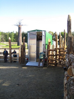 EKIPA - vehicles giraffe